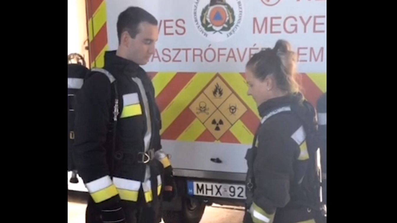 Fergeteges táncos mutatvánnyal jelentkeztek az egri tűzoltók – Videó