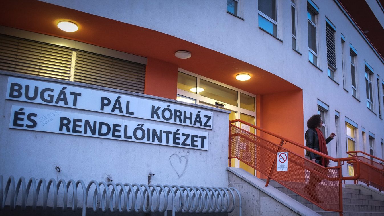 Színházi meghívással lepték meg a gyöngyösi kórház dolgozóit