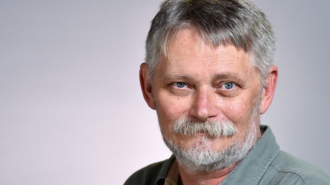 Nem is színésznek, inkább színházi embernek tartja magát Fehér István ...