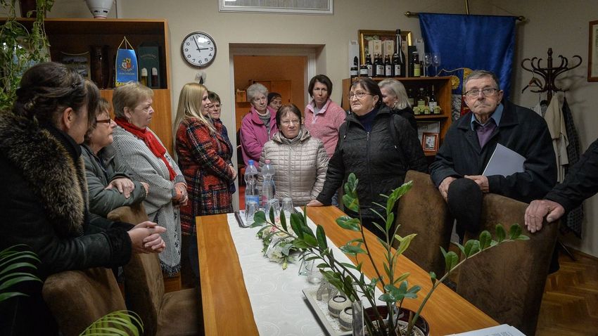 HEOL - A 100 éve született festőművészükre emlékeztek a nagyrédeiek