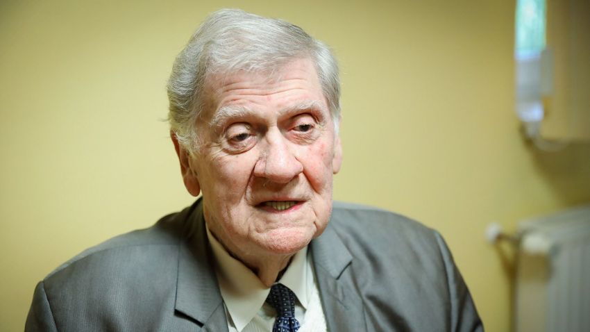 HEOL - Operaénekesnek készült, s a mai napig gyógyít a gyémántokleveles ...