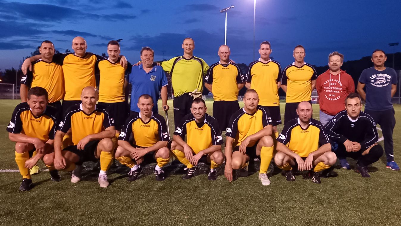 A Hevestherm-Hevesi LSC öregfiúk csapata Egerben lett bajnok