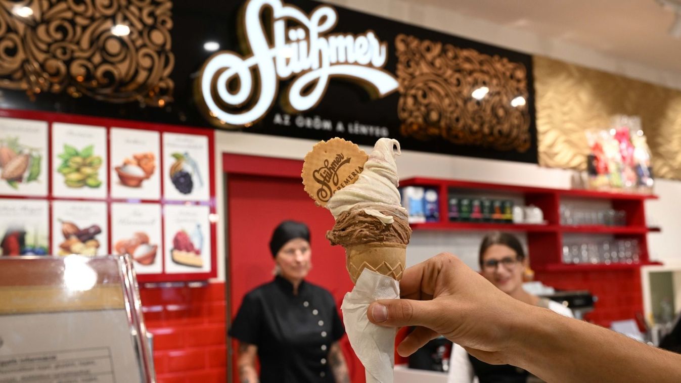 Ilyen belülről a most nyíló egri Stühmer cukrászda + fotók