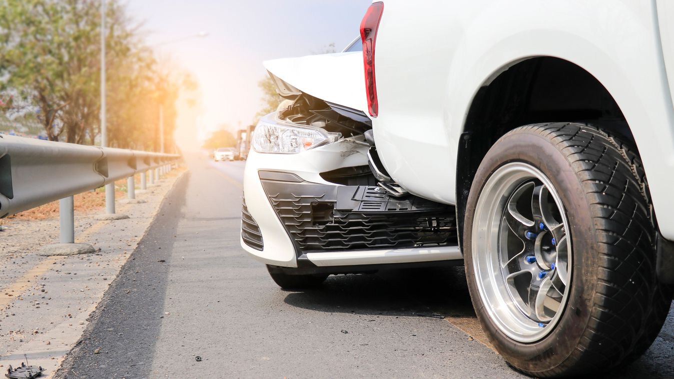 Négy autó ütközött az M3-as autópályán