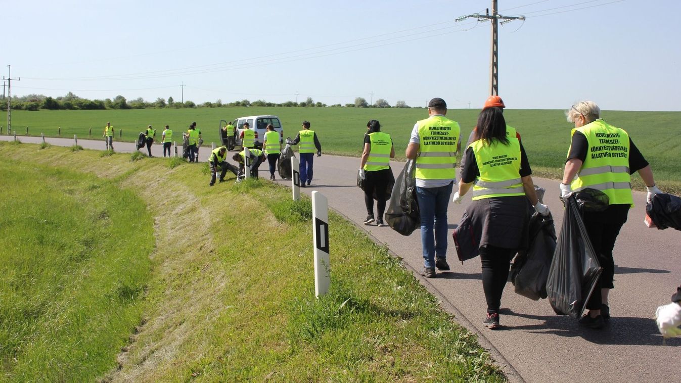 Önkéntes szemétszedés az MVM Mátra Energia Zrt.-nél