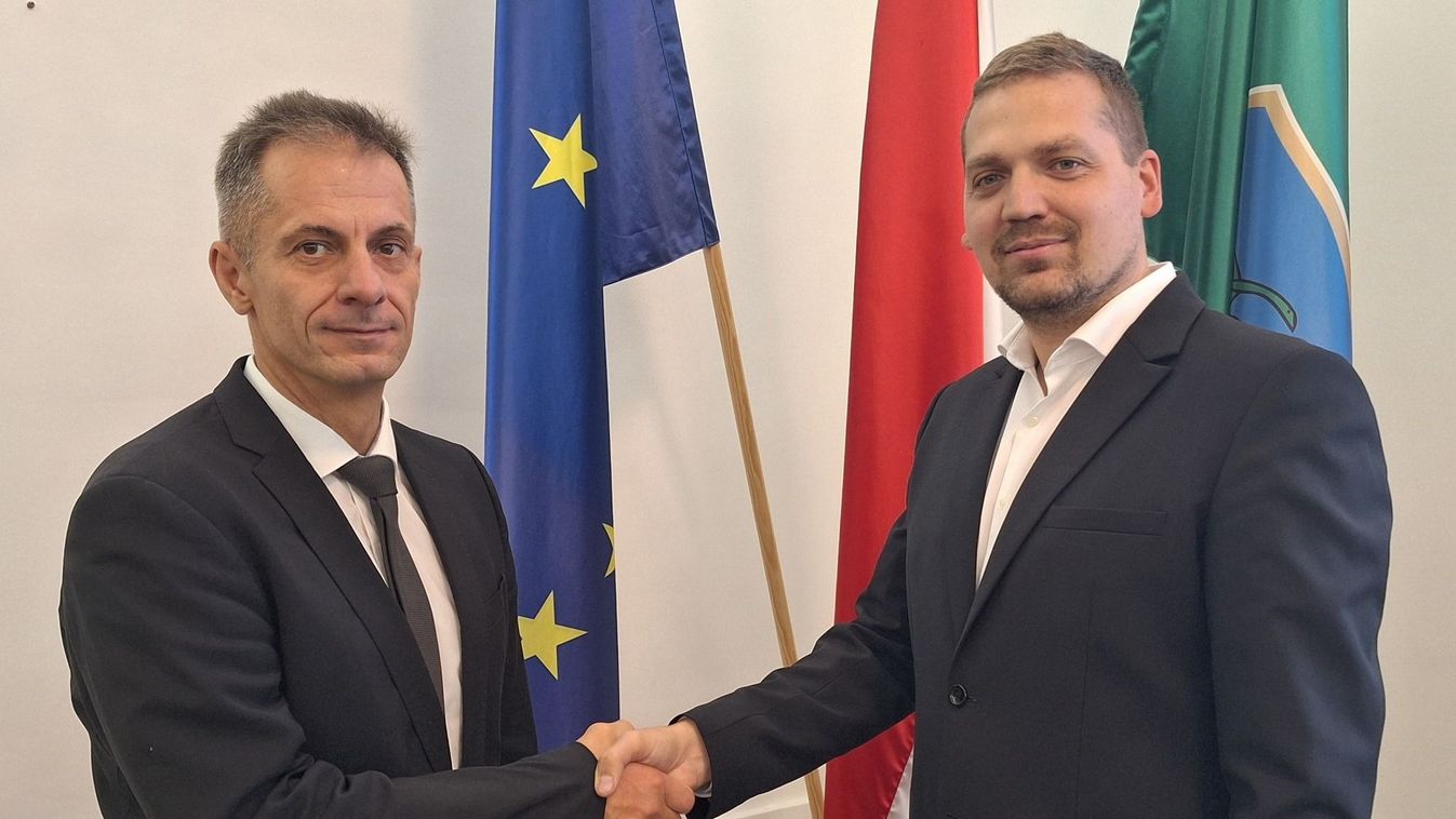 Megtörtént a Heves Vármegyei Közgyűlés elnöki feladatkörének átadás-átvétele