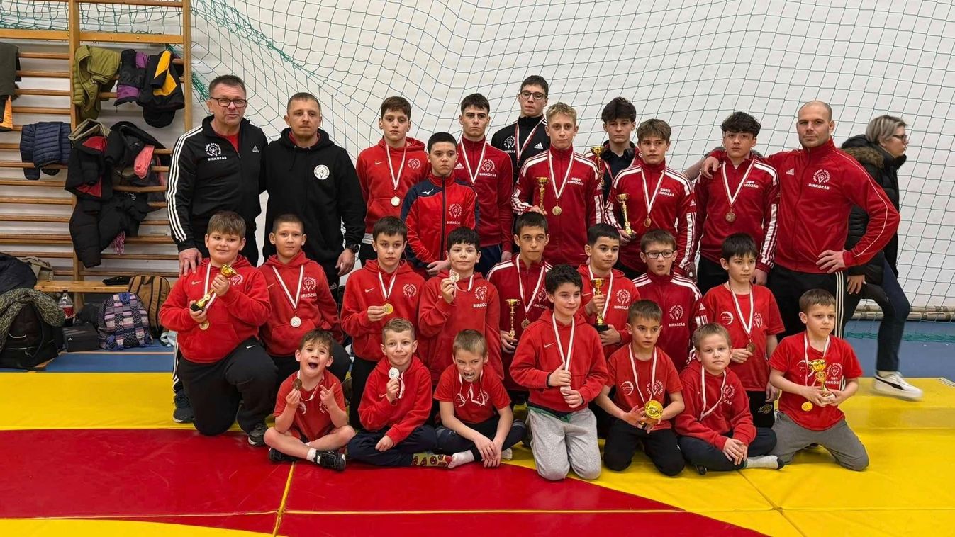 EVSI: huszonnégy érem az érdi évnyitón