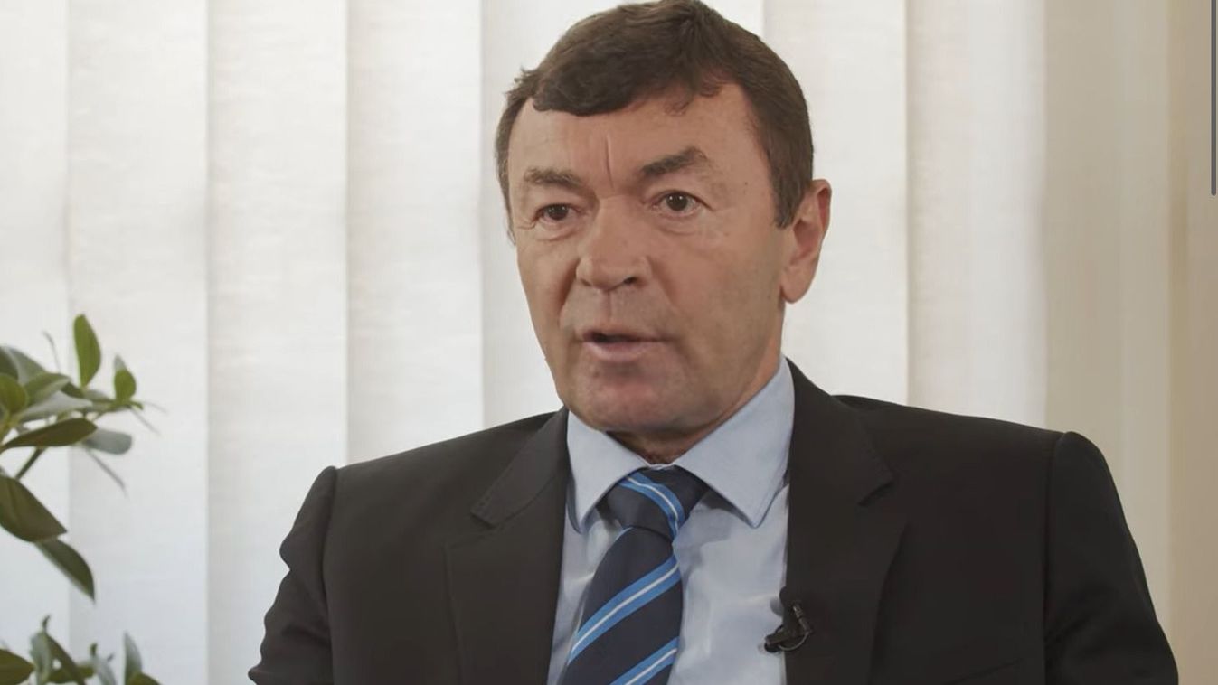 Utassy László, a Merkantil Bank Heves megyei vezetője nyugdíjba vonult