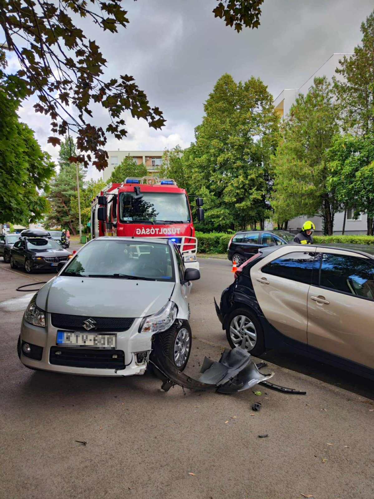 Parkoló autóknak hajtott az ittas sofőr Egerben