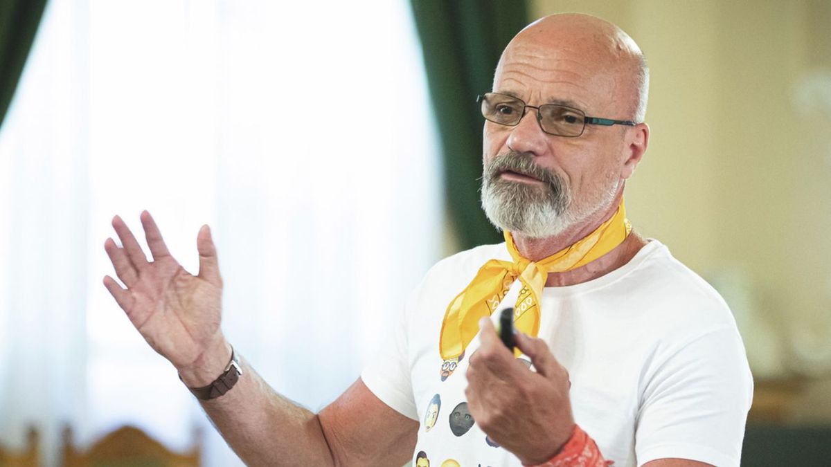 Zacher Gábor segített megmenteni egy súlyosan kihűlt nőt