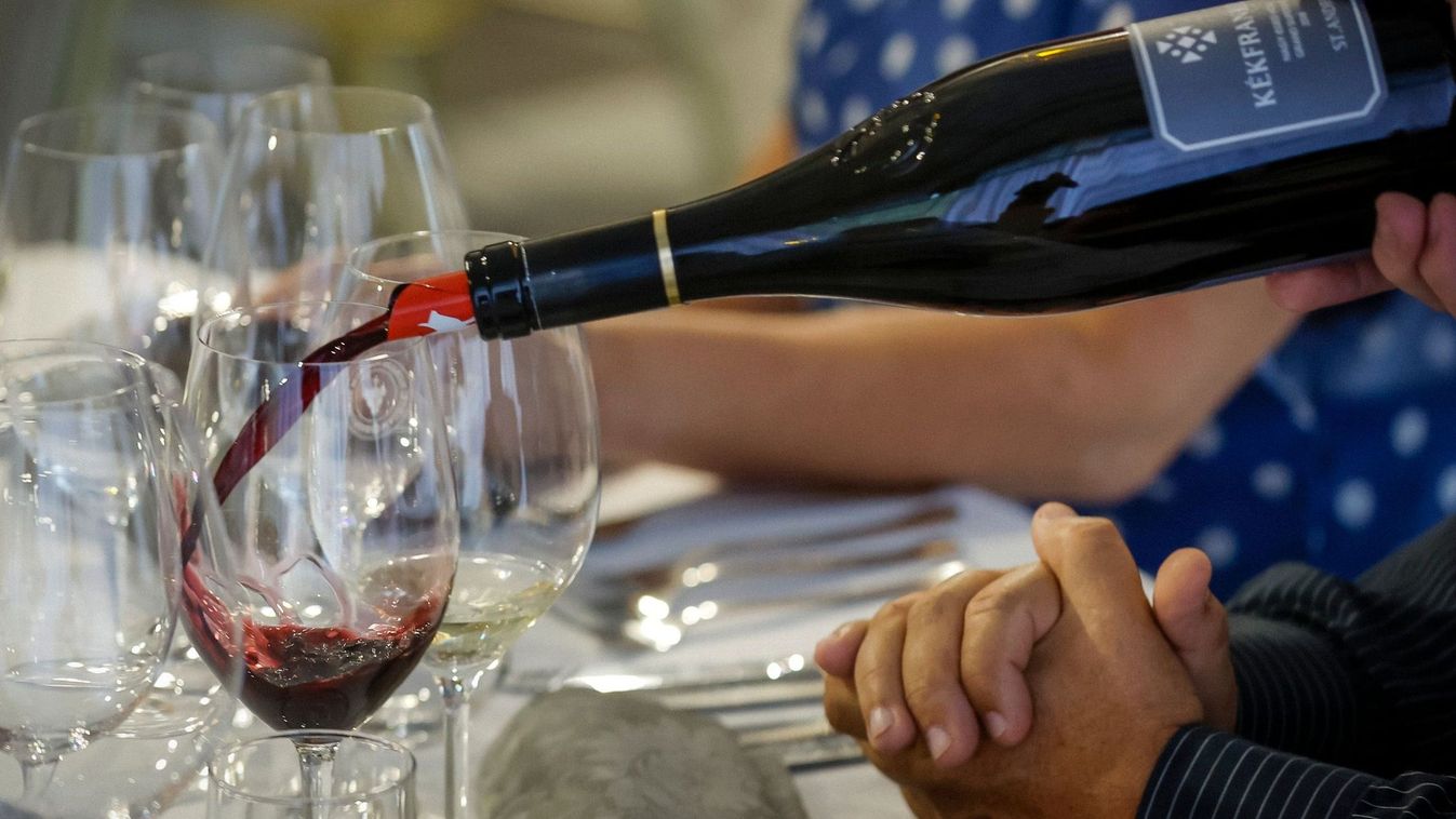 Ezt az egri nedűt választották Debrecen borának