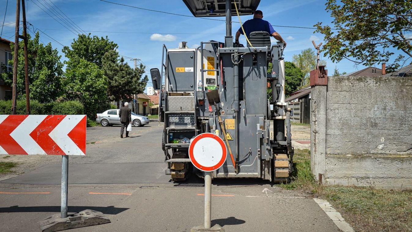 Belterületi útfelújítás Gyöngyös Honvéd utca